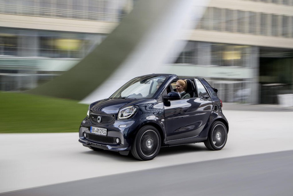 Smart apresenta preparação da Brabus para Fortwo e Forfour