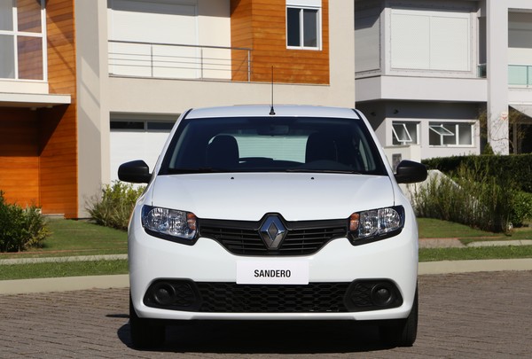 Renault Sandero é reestilizado; veja primeiras imagens oficiais