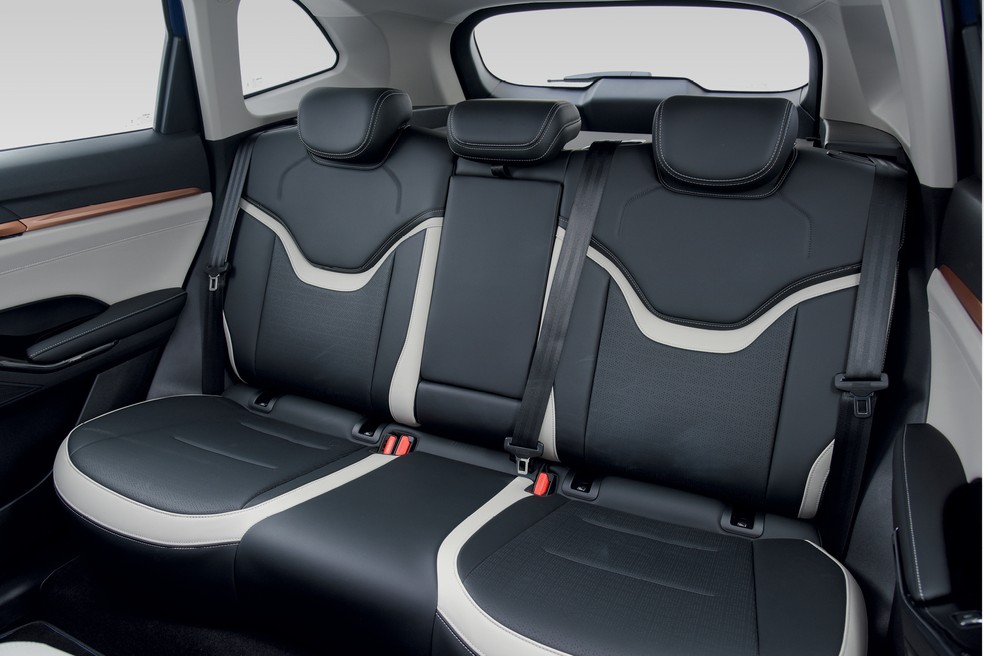 BYD Song Plus 2025 e GWM Haval H6 PHEV19 se enfrentam com novas baterias