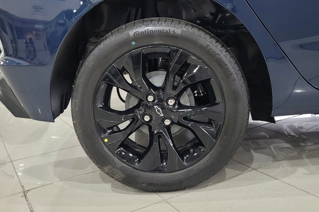 Autoesporte Carros: Onix