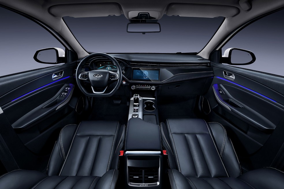 Caoa Chery Arrizo 6 Pro tem novos itens de segurança e preço de Honda City