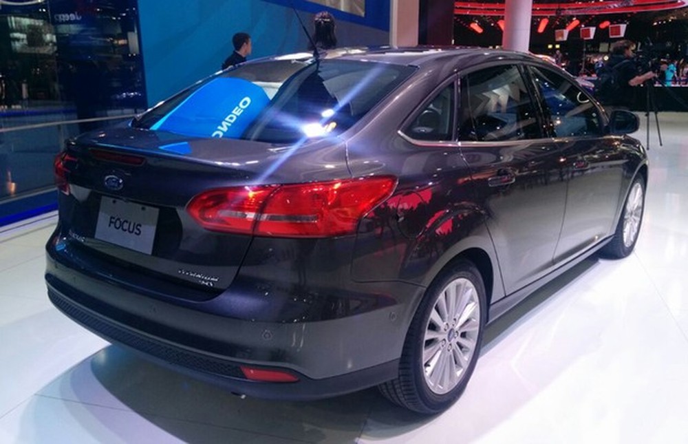 Buenos Aires: Ford mostra novo Focus, que chega ao Brasil em agosto
