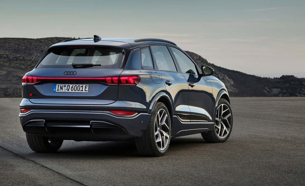 Audi Q6 e-tron chega ao Brasil até outubro com 620 km de autonomia