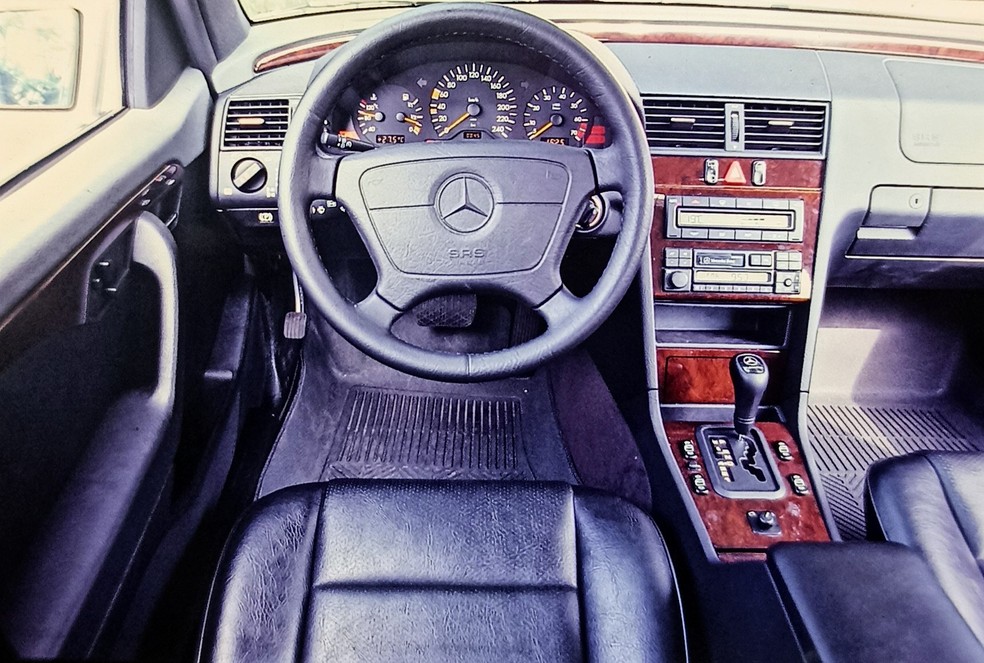 BMW 328i Touring x Mercedes-Benz C 230 Touring: um comparativo de ...