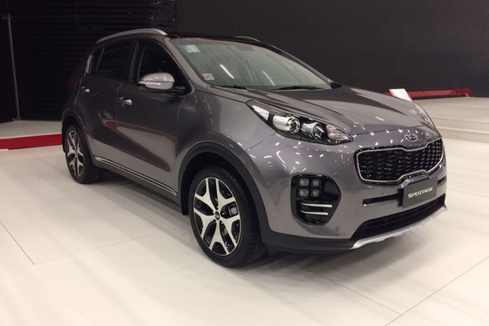 Salão do Automóvel: Kia mostra SUV Niro e pede redução de IPI