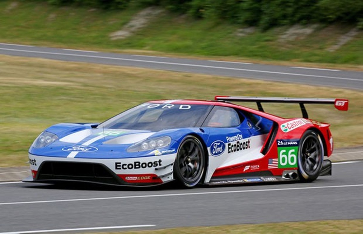 Ford GT volta a Le Mans em 2016