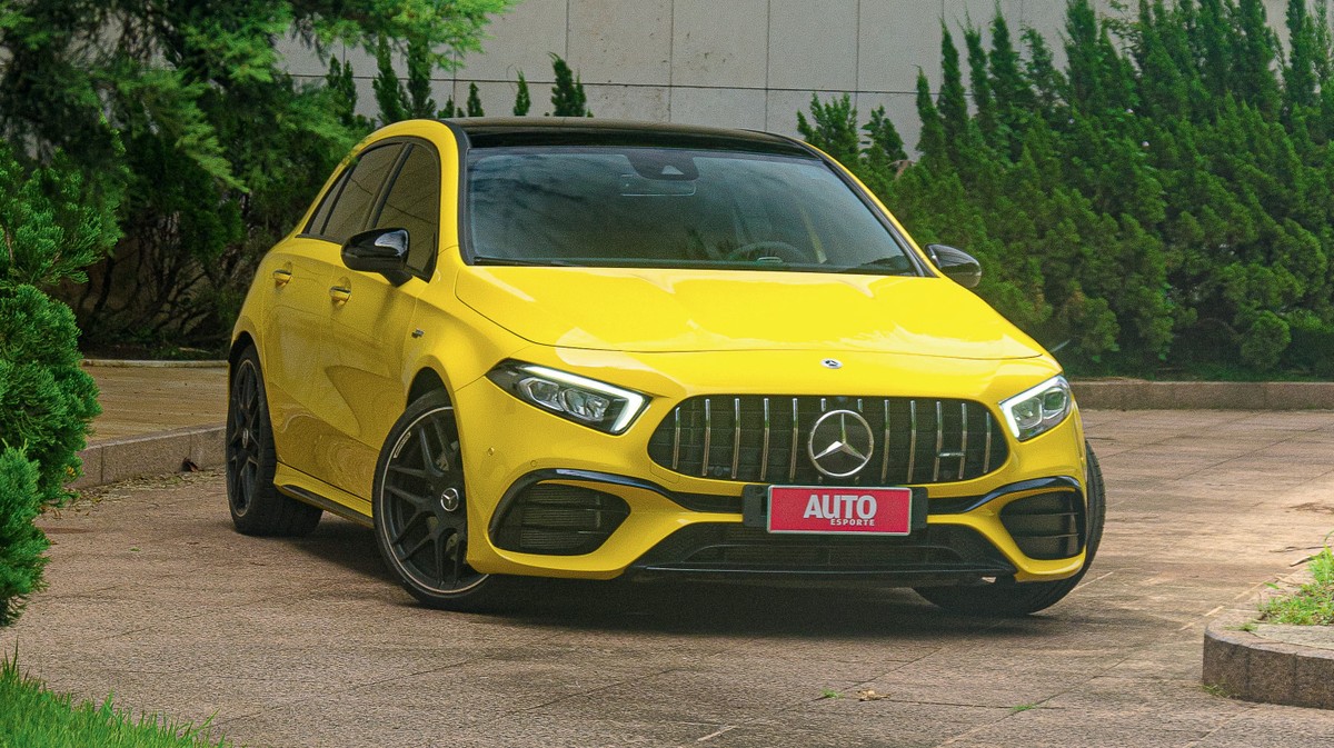 Mercedes-AMG A45 S é obra prima da engenharia, mas custa o mesmo que o ...