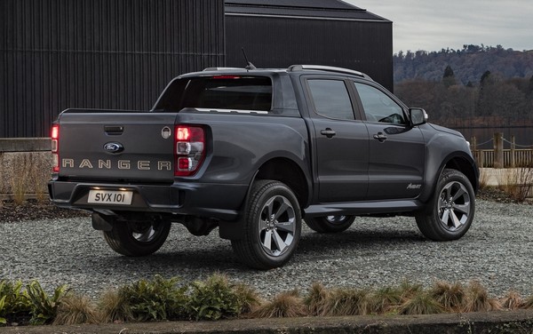 Ford Ranger estreia versão esportiva de 213 cv com câmbio de Mustang e ...