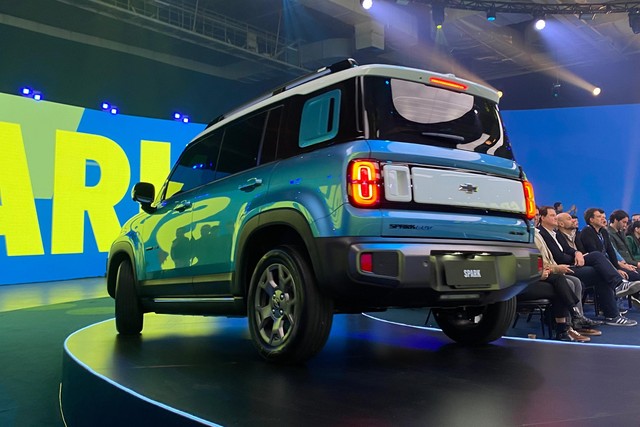 Chevrolet Spark EUV entra em pré-venda a preço de BYD Dolphin