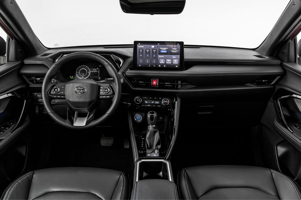 Teste: Toyota Yaris Cross Hybrid faz 19,8 km/l e é mais rápido que ...
