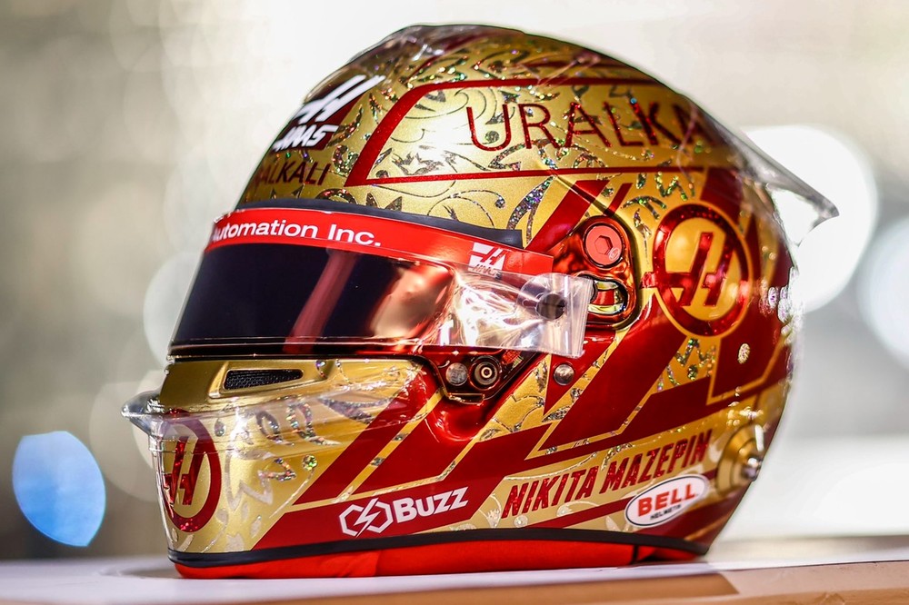 F1: Capacetes escolhidos para o GP de Abu Dhabi prestam homenagem a ...