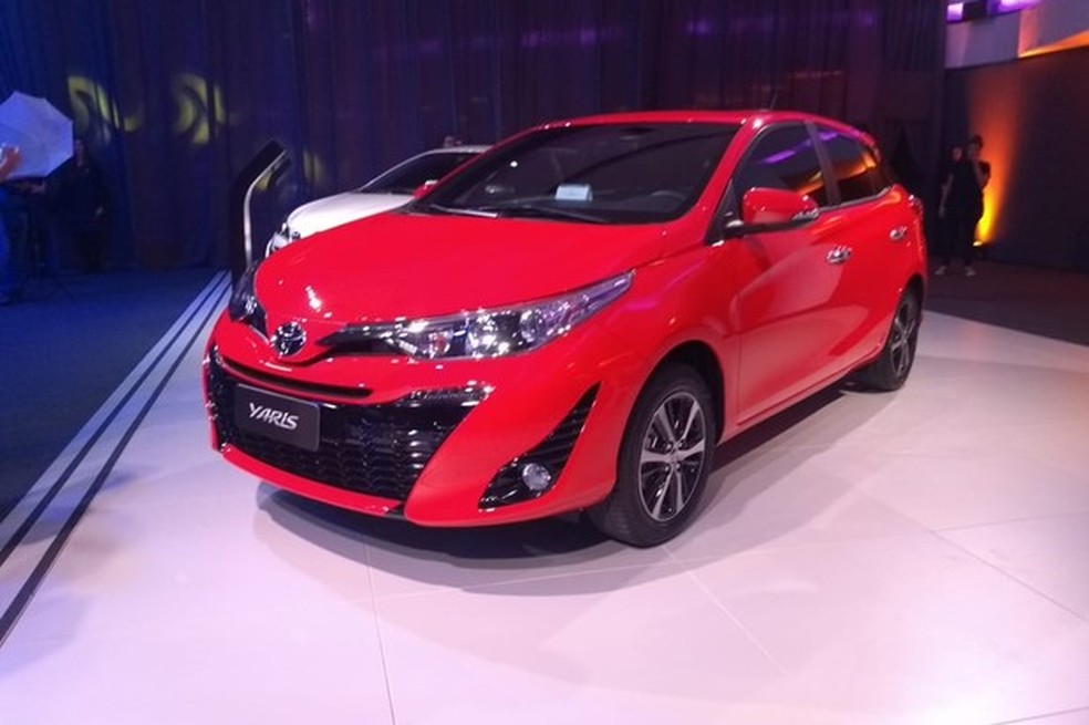 Tudo sobre o novo Toyota Yaris, que fica posicionado entre Etios e Corolla
