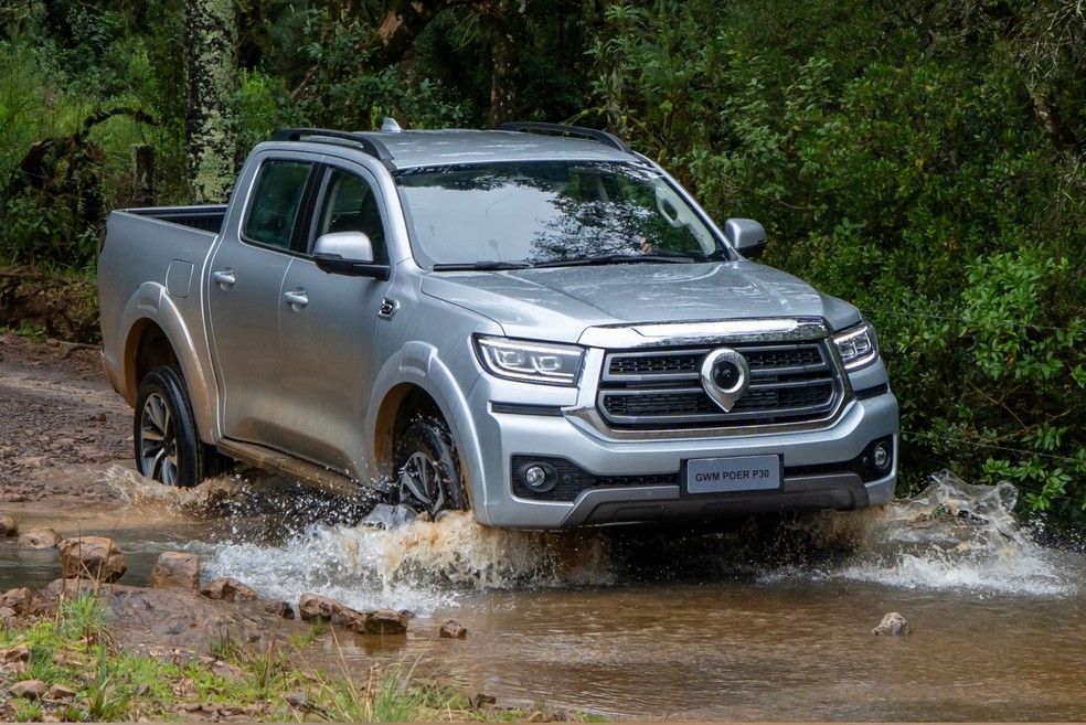 Vídeo: GWM Poer P30 tem itens de Hilux top e é mais barata que a básica