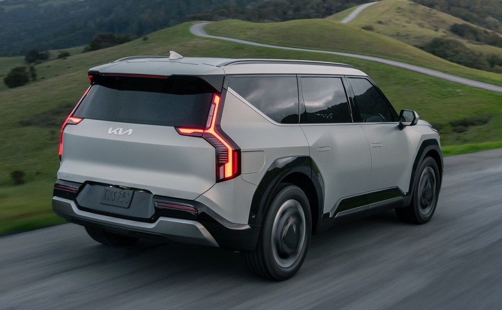 Kia EV9 vem ao Brasil em 2024 como SUV elétrico de 7 lugares e rival do ...
