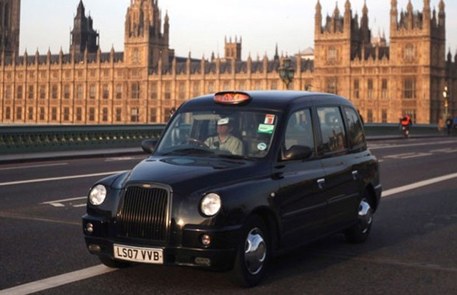 Geely compra fabricante de Black Cabs de Londres