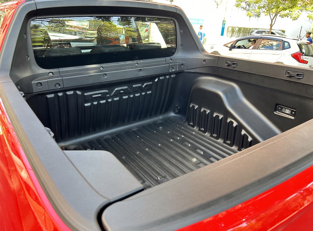 Ram Rampage R/T: 5 razões para comprar e 5 motivos para fugir
