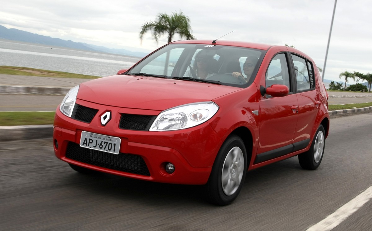 5 carros usados e confiáveis da Renault por até R$ 110 mil