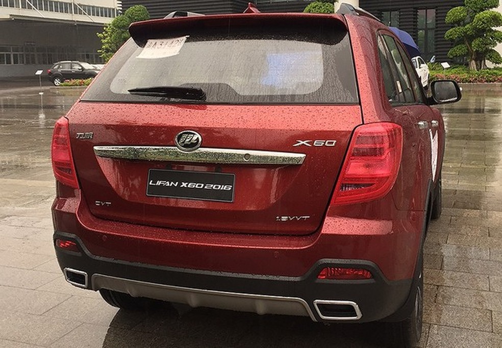 Lifan apresenta reestilização do X60 com câmbio CVT para o Brasil