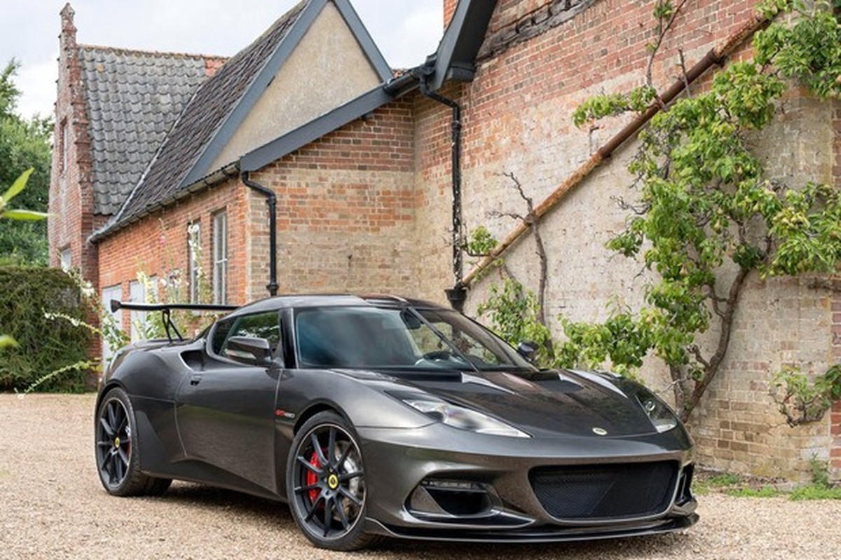 Lotus Evora ganha versão ainda mais potente