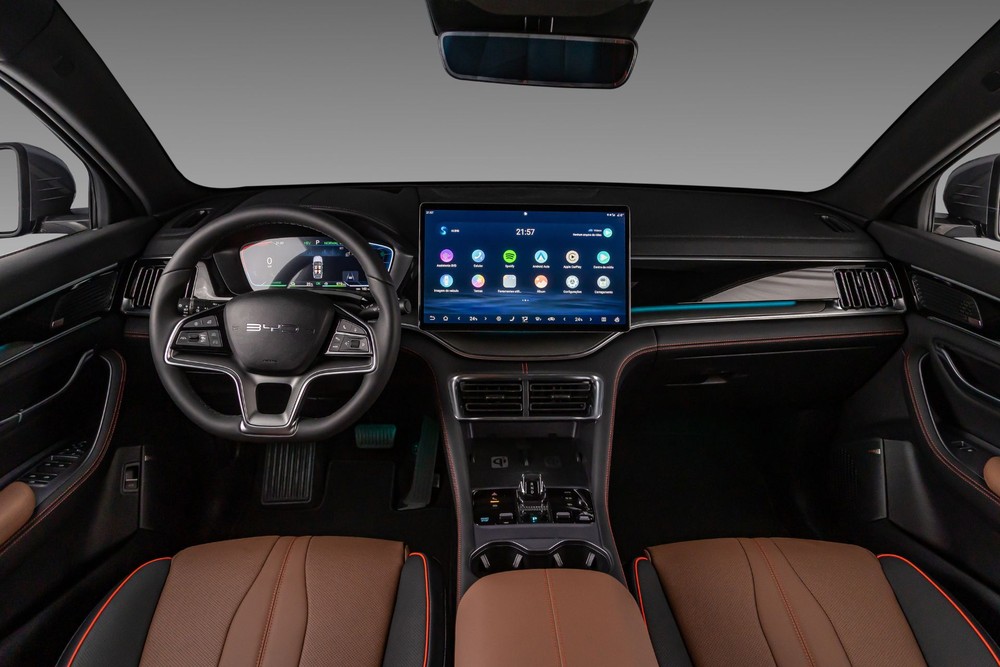 Vídeo: BYD Song Plus 2026 está de cara nova e mais caro que GWM Haval H6