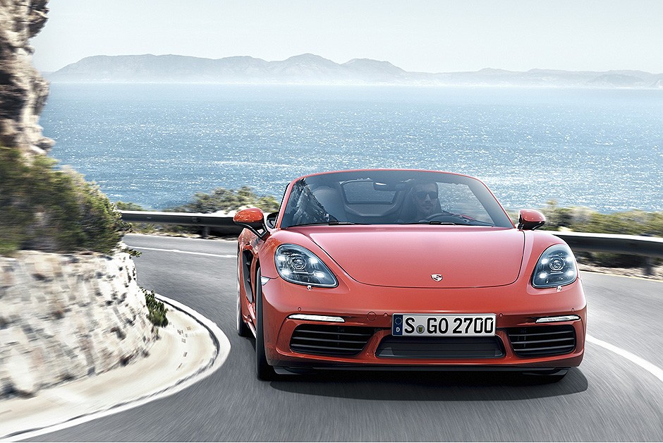 Porsche revela novo 718 Boxster