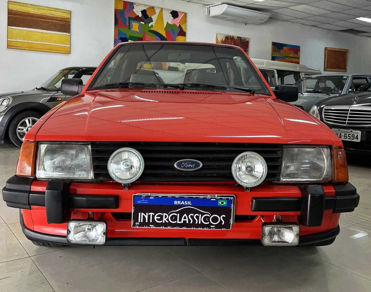 Achado usado: Ford Escort XR3, o esportivo nacional 'atestado' por Senna