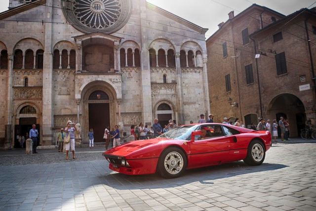 Ferrari comemora 70 anos com eventos na Itália; FOTOS