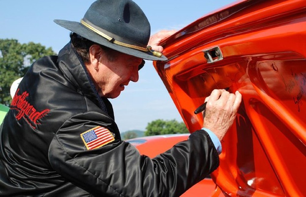 Réplica de General Lee vai a leilão