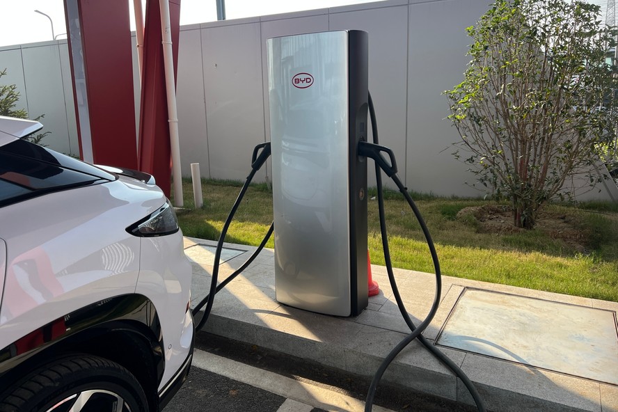 BYD vai trazer carregador de carro elétrico mais rápido do mundo ao Brasil