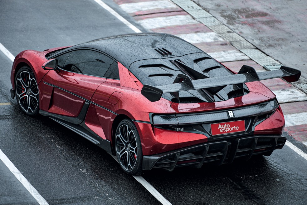 Flagra: BYD U9, elétrico de 1.324 cv que pula e gira sozinho, está no Brasil