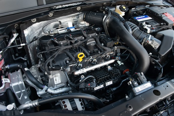 Teste: Chevrolet Onix 2026 faz 15,8 km/l e melhora muito, mas não em tudo
