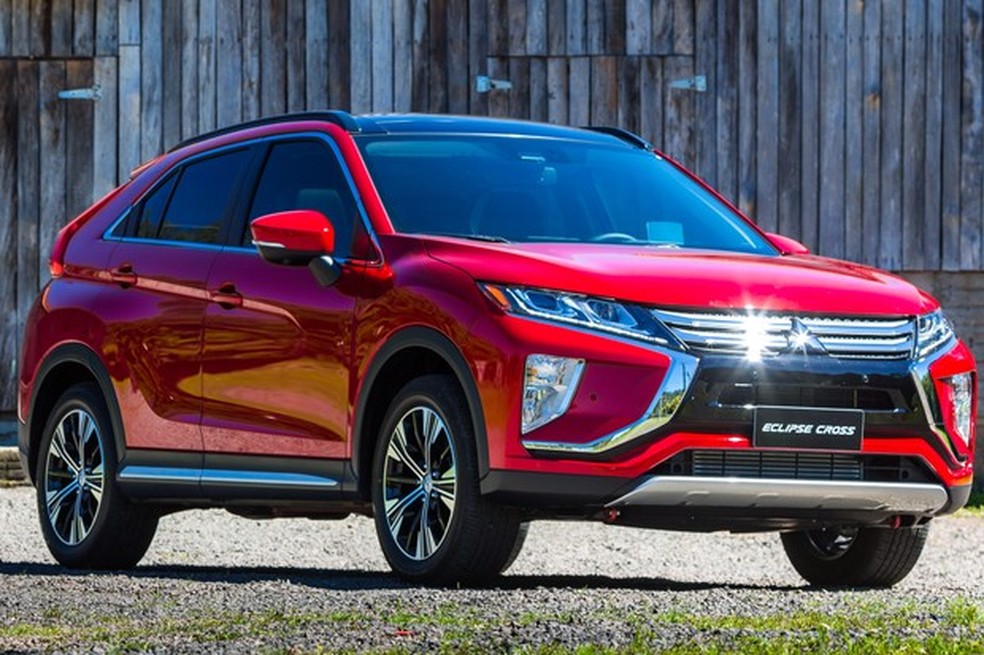 Primeira baixa de 2020! Mitsubishi Lancer sai de linha no Brasil, mas ...