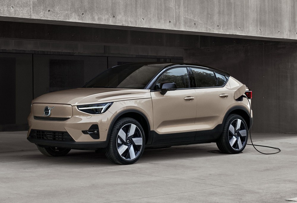Volvo XC40 e C40 mudam de nome e chegam até julho sem versão mais potente