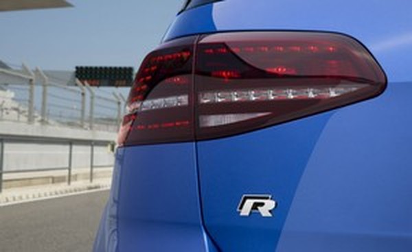 Aceleramos o novo VW Golf R, versão mais extrema do hatch alemão
