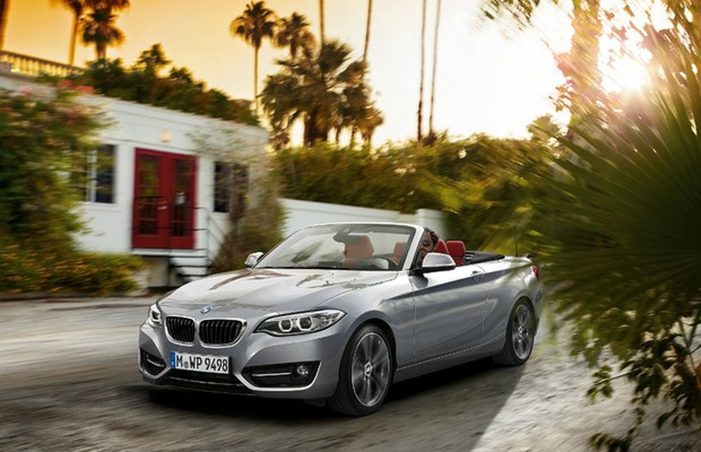 BMW revela Série 2 Cabrio com quatro versões