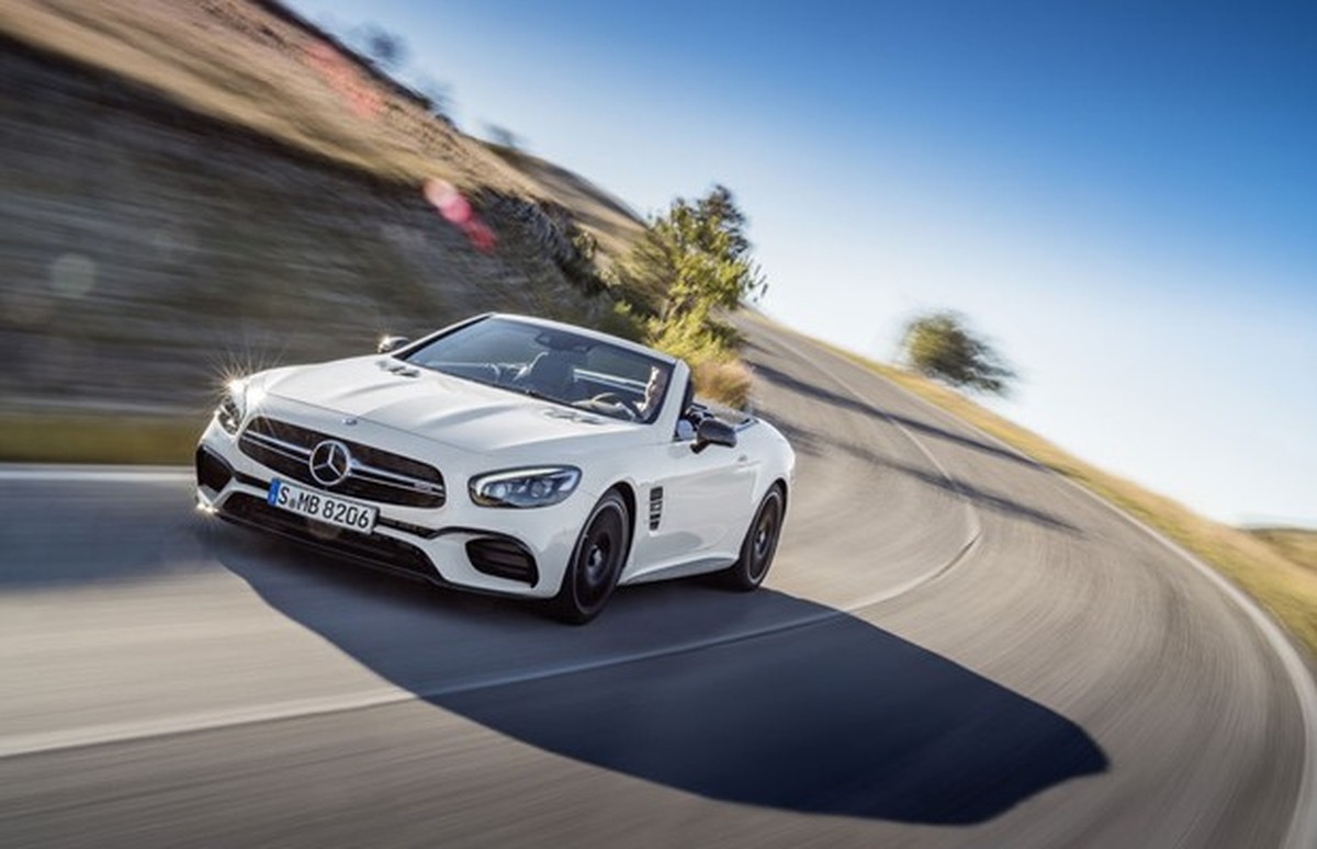 Mercedes revela tudo do SL reestilizado