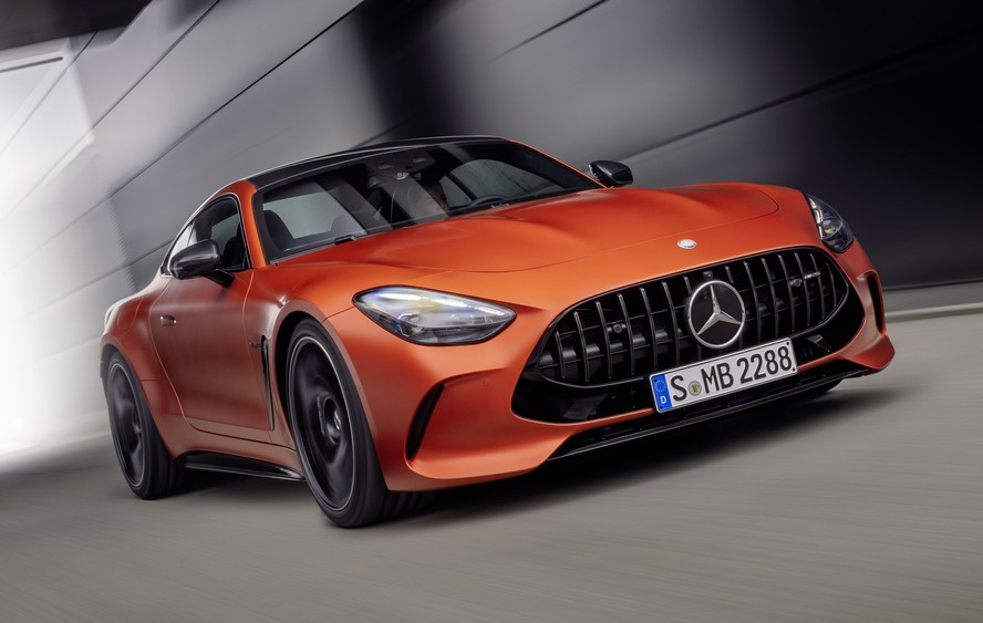 Mercedes-AMG GT híbrido tem 816 cv e é mais rápido que o AMG One