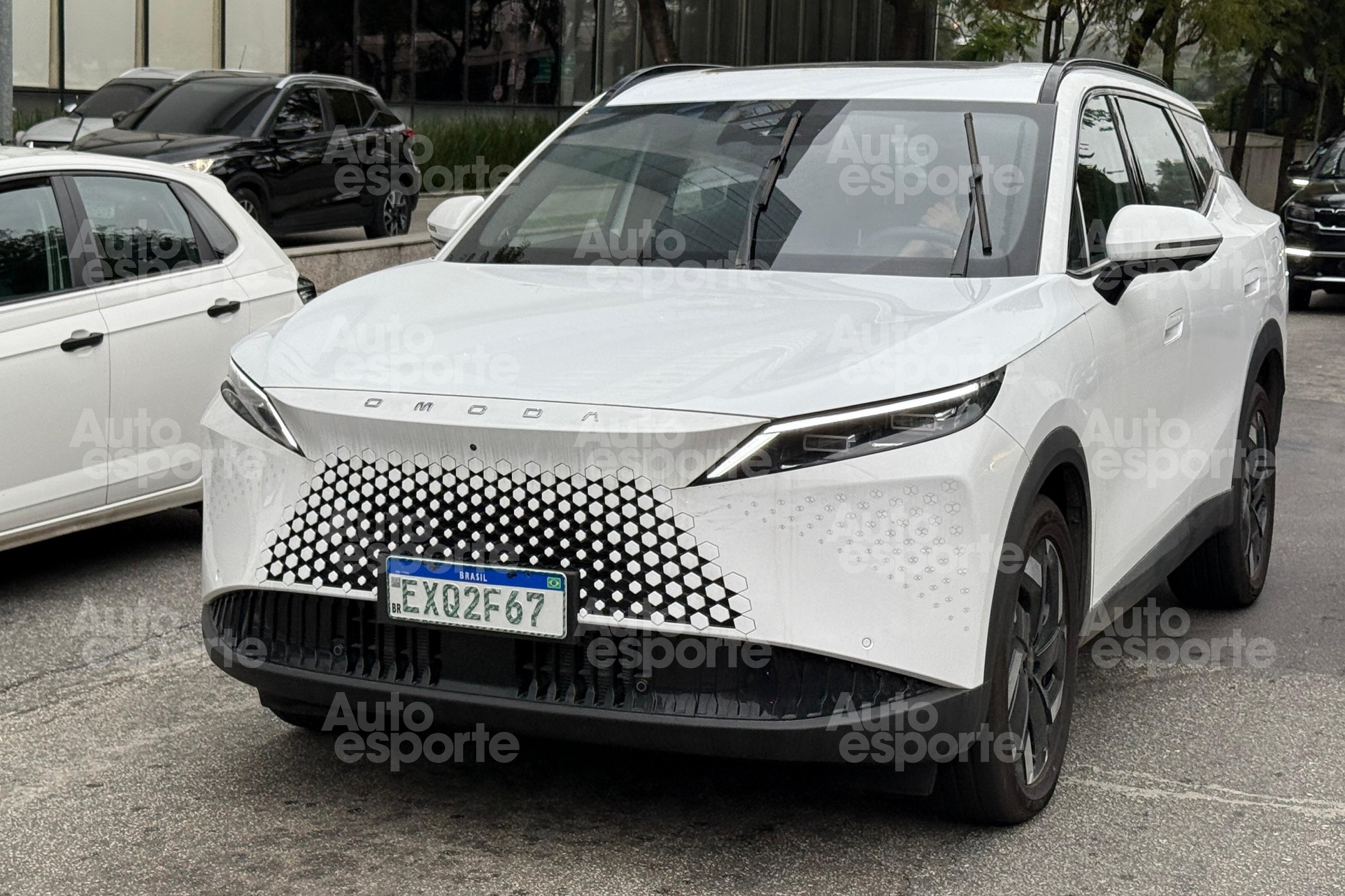 Flagra: Omoda 7 é híbrido com base de Tiggo 7 para brigar com BYD Song Plus