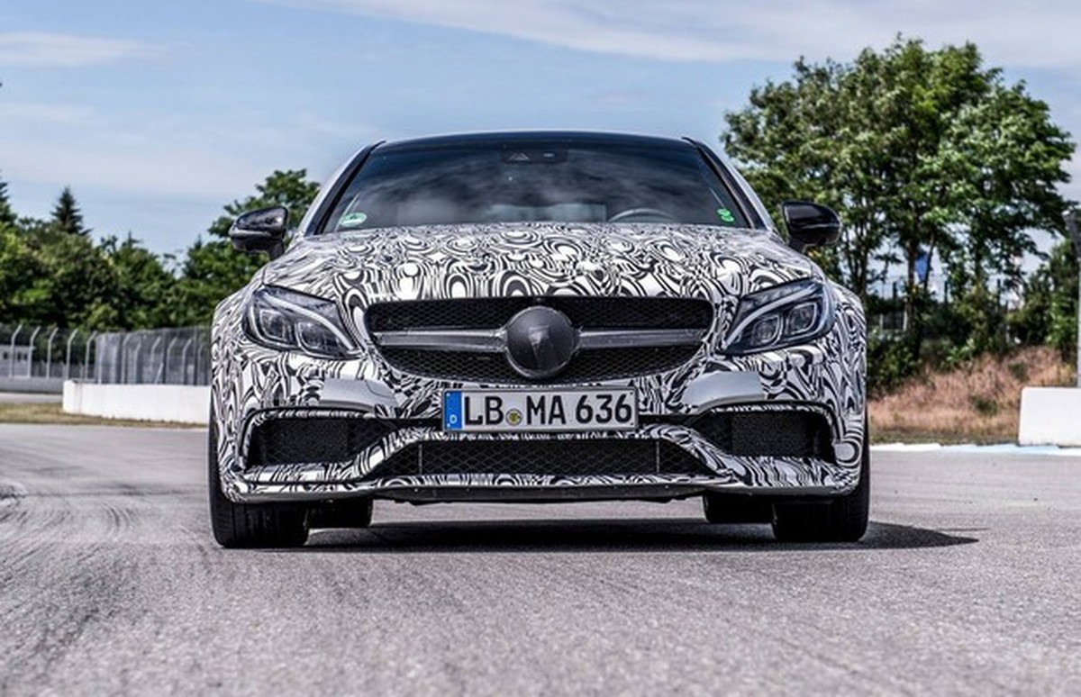 Mercedes divulga teaser do C63 Coupé