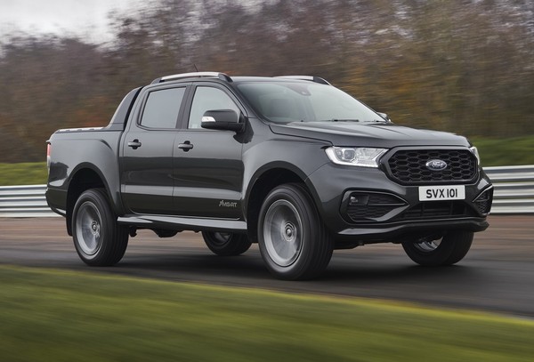 Ford Ranger estreia versão esportiva de 213 cv com câmbio de Mustang e ...