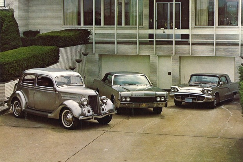 Ford de aço inoxidável é doado a museu junto a cheque de R$ 3 milhões