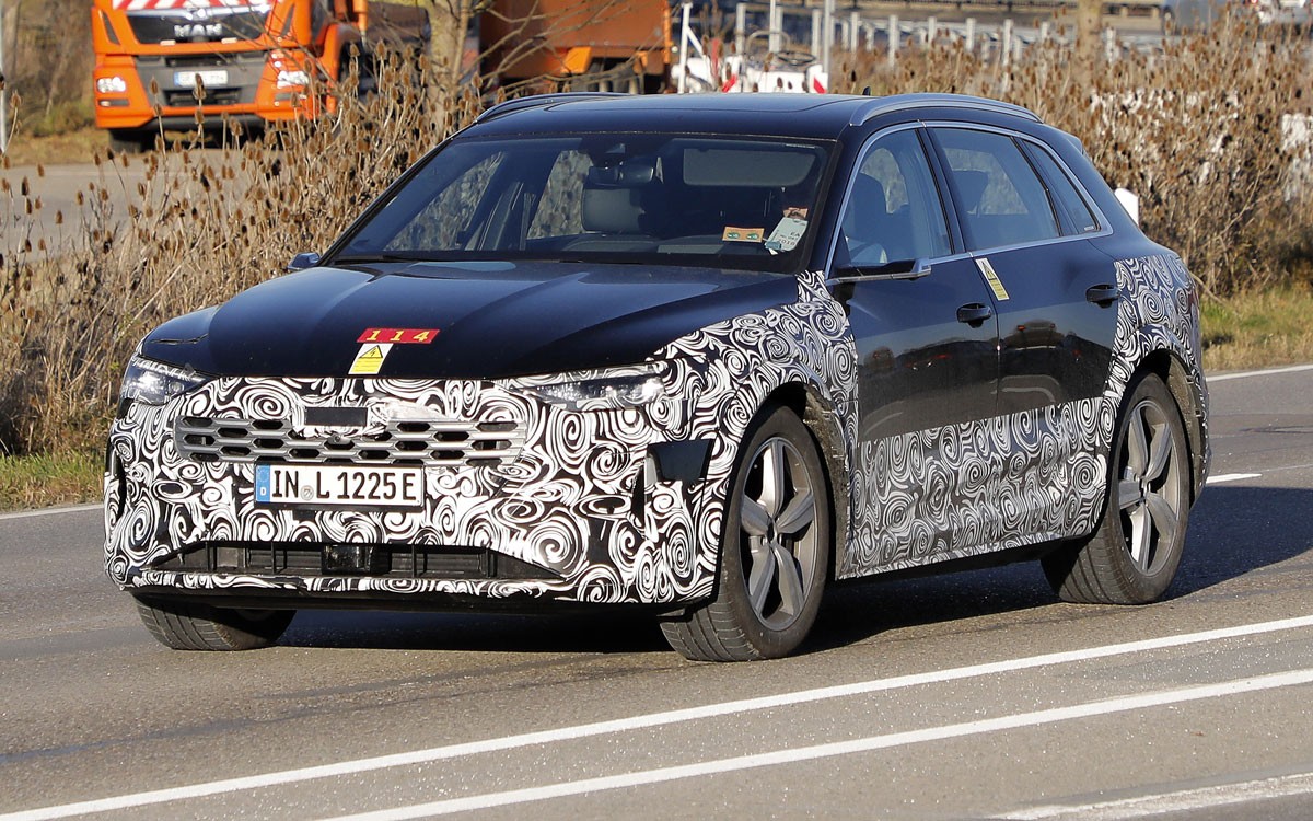 Primeiro carro elétrico da Audi, e-tron é flagrado com novo visual