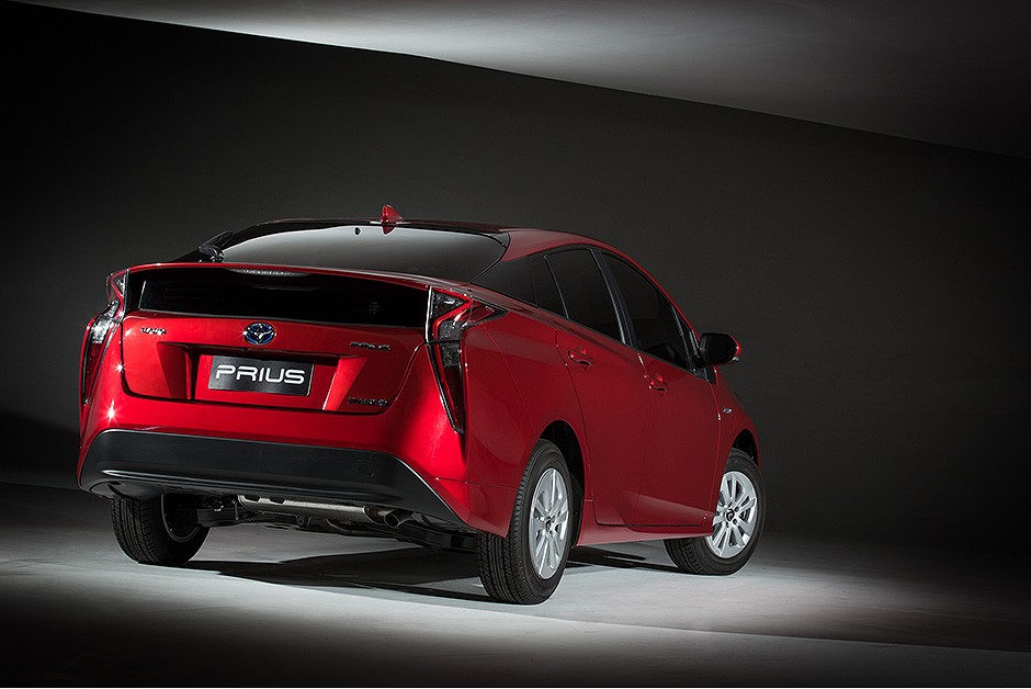 Novo Toyota Prius chega ao Brasil com preço de R$ 119.950