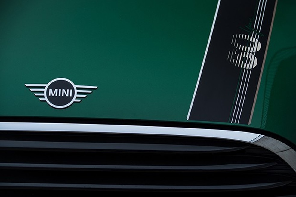Edição comemorativa do Mini Cooper celebra os 60 anos da marca e custa ...