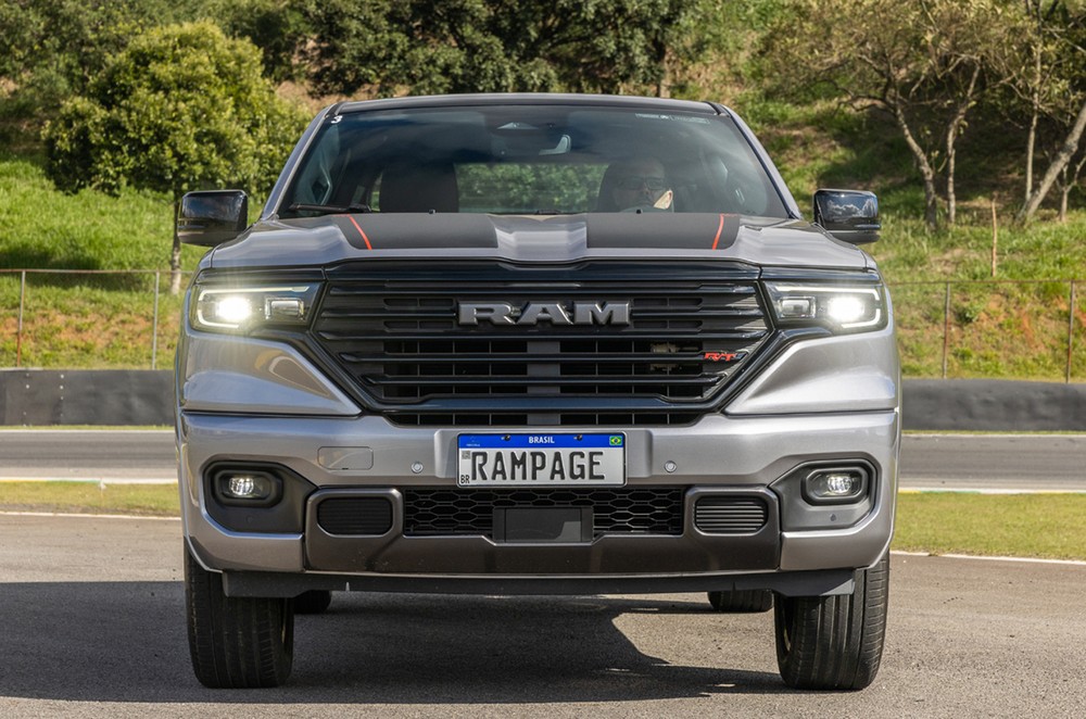 Ram Rampage R/T: 5 razões para comprar e 5 motivos para fugir