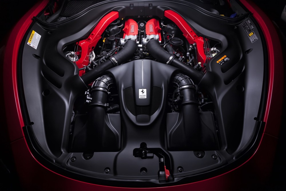 Nova Ferrari Roma chega ao Brasil pelo preço de R$ 3,3 milhões – duas ...