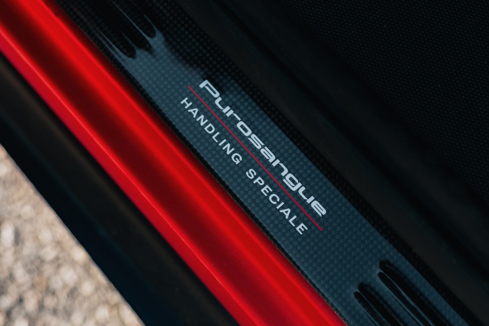 Ferrari Purosangue Handling Speciale é versão criada para quem ama pilotar