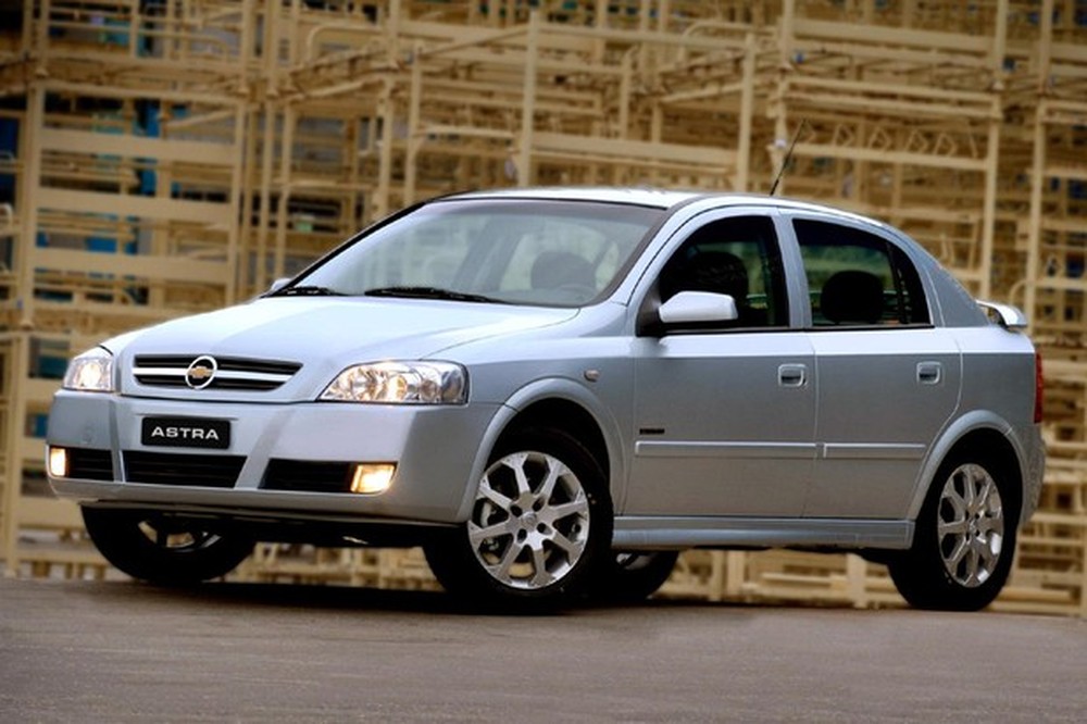 Relembre modelos da Opel no Brasil