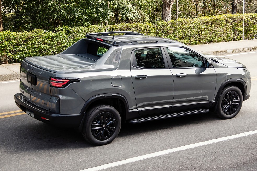Stellantis confirma novo motor híbrido flex para Jeep Renegade e Fiat Toro