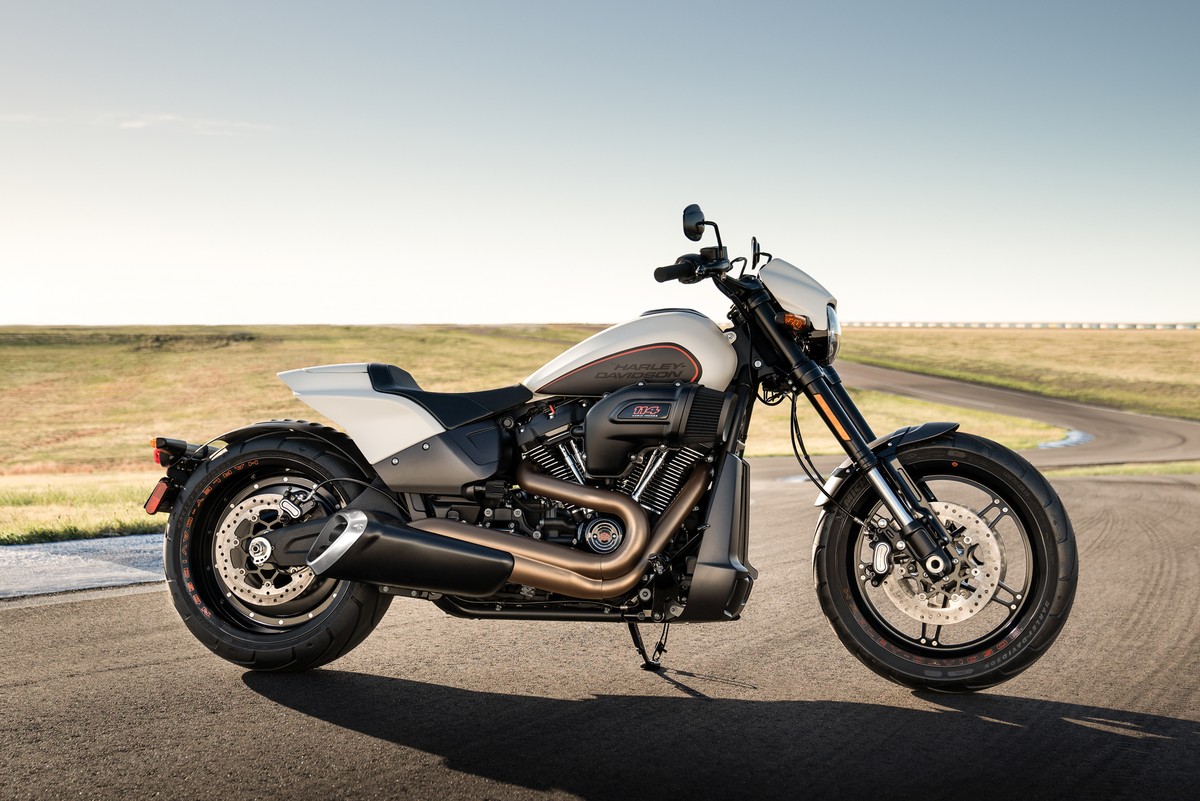 Harley-Davidson lança inédita FXDR, primeira moto de sua 'nova fase'